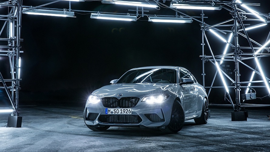 The BMW M2 Competition sets two world records