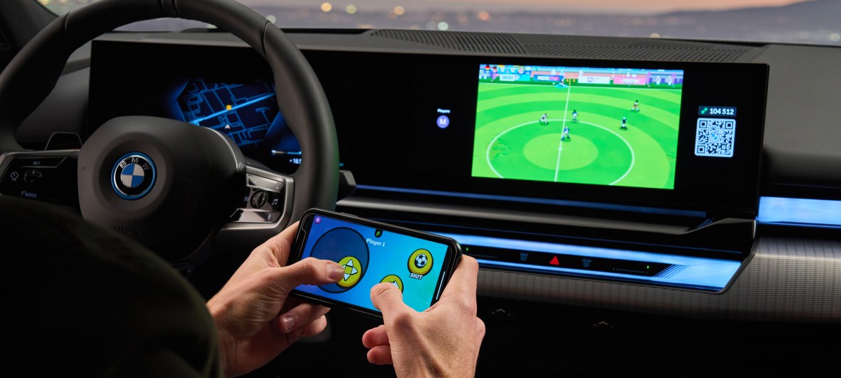 In-Car-Games in the new BMW i5