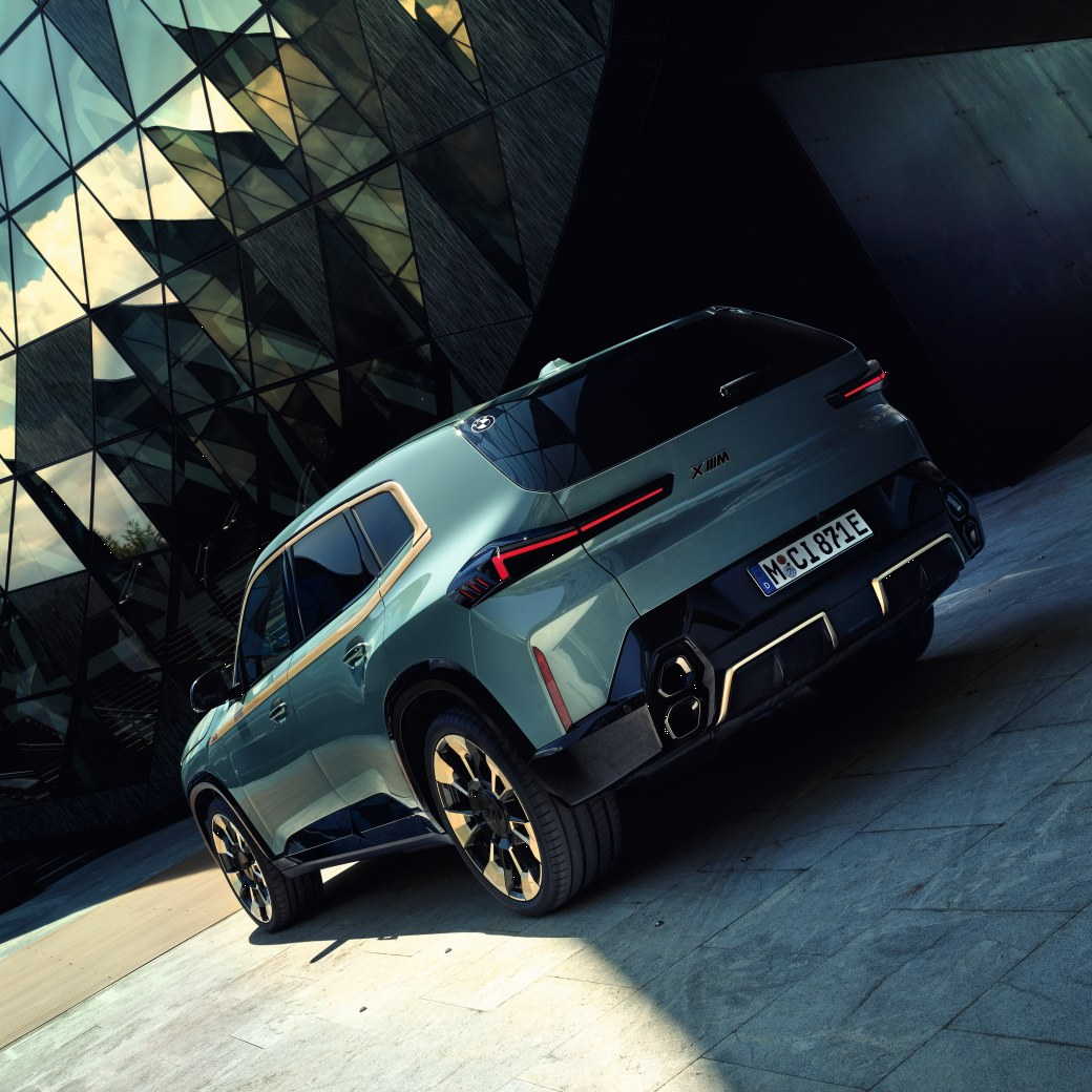 BMW XM