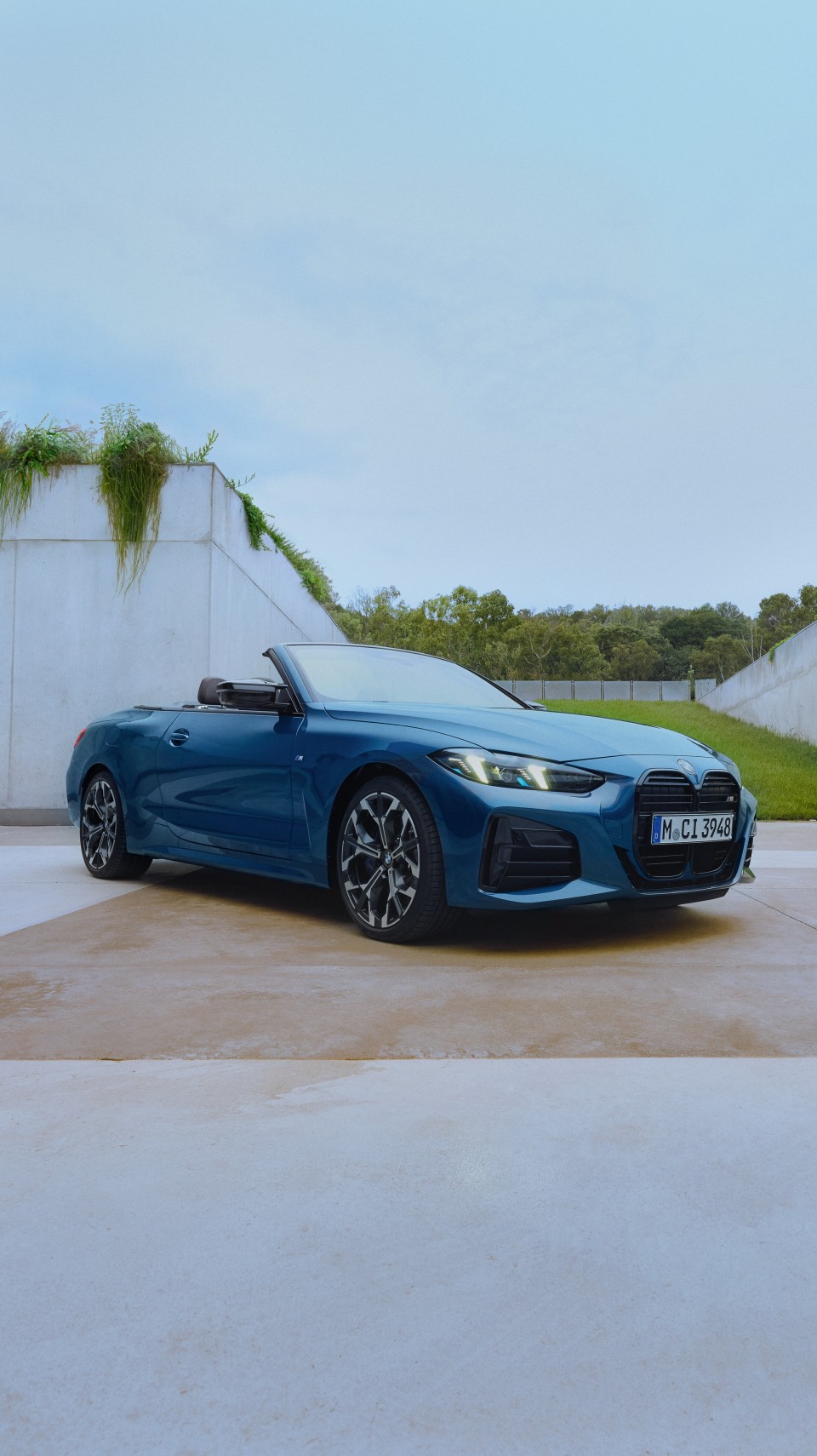 BMW M440i xDrive Convertible and BMW M440d xDrive Convertible