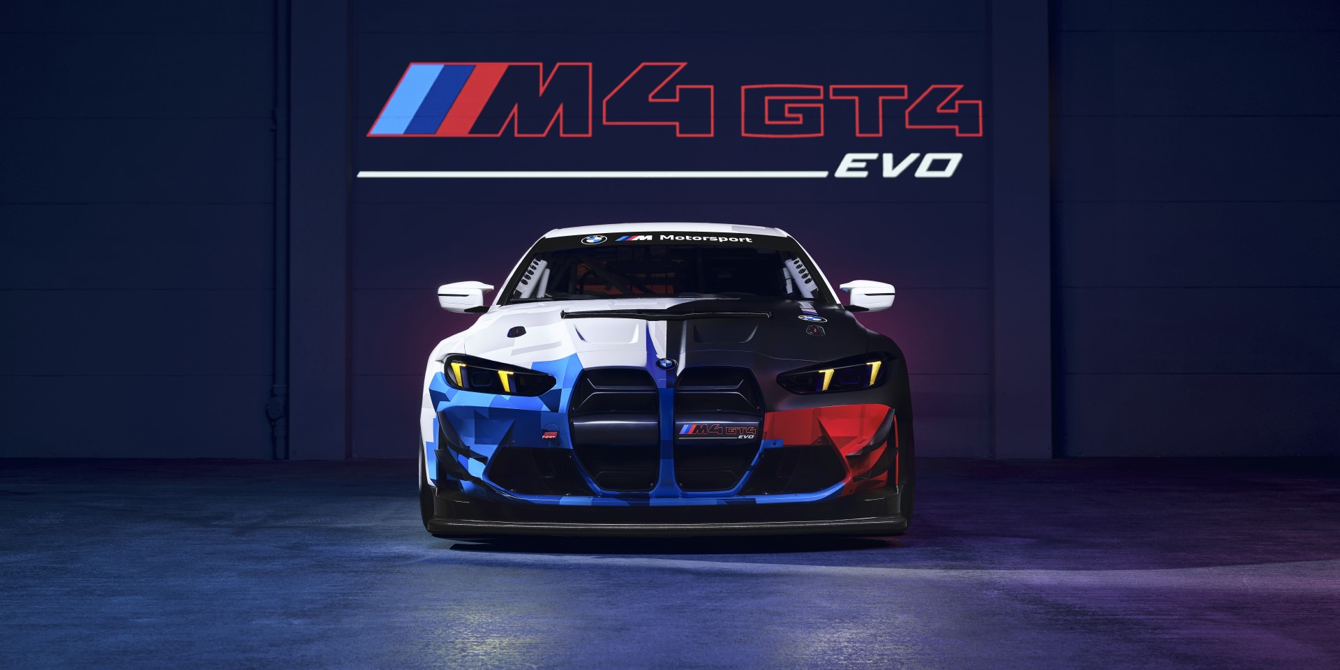 BMW M4 GT4 EVO