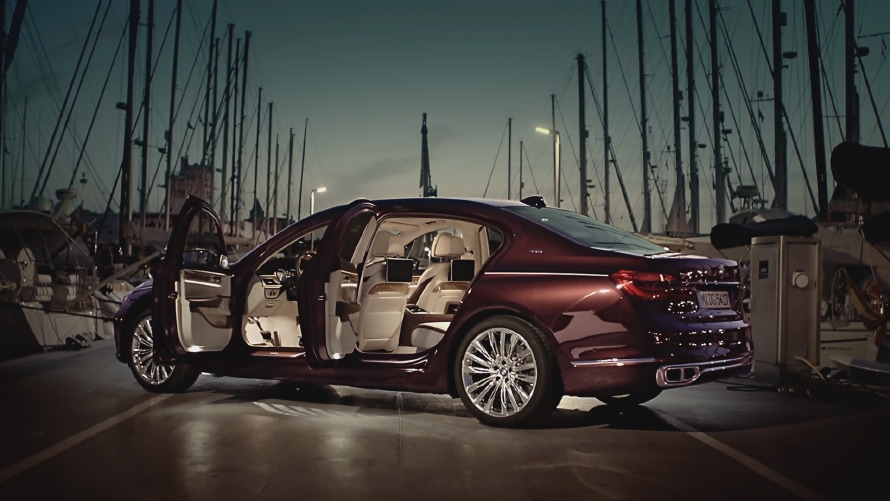 bmw-m760li-nautors-swan