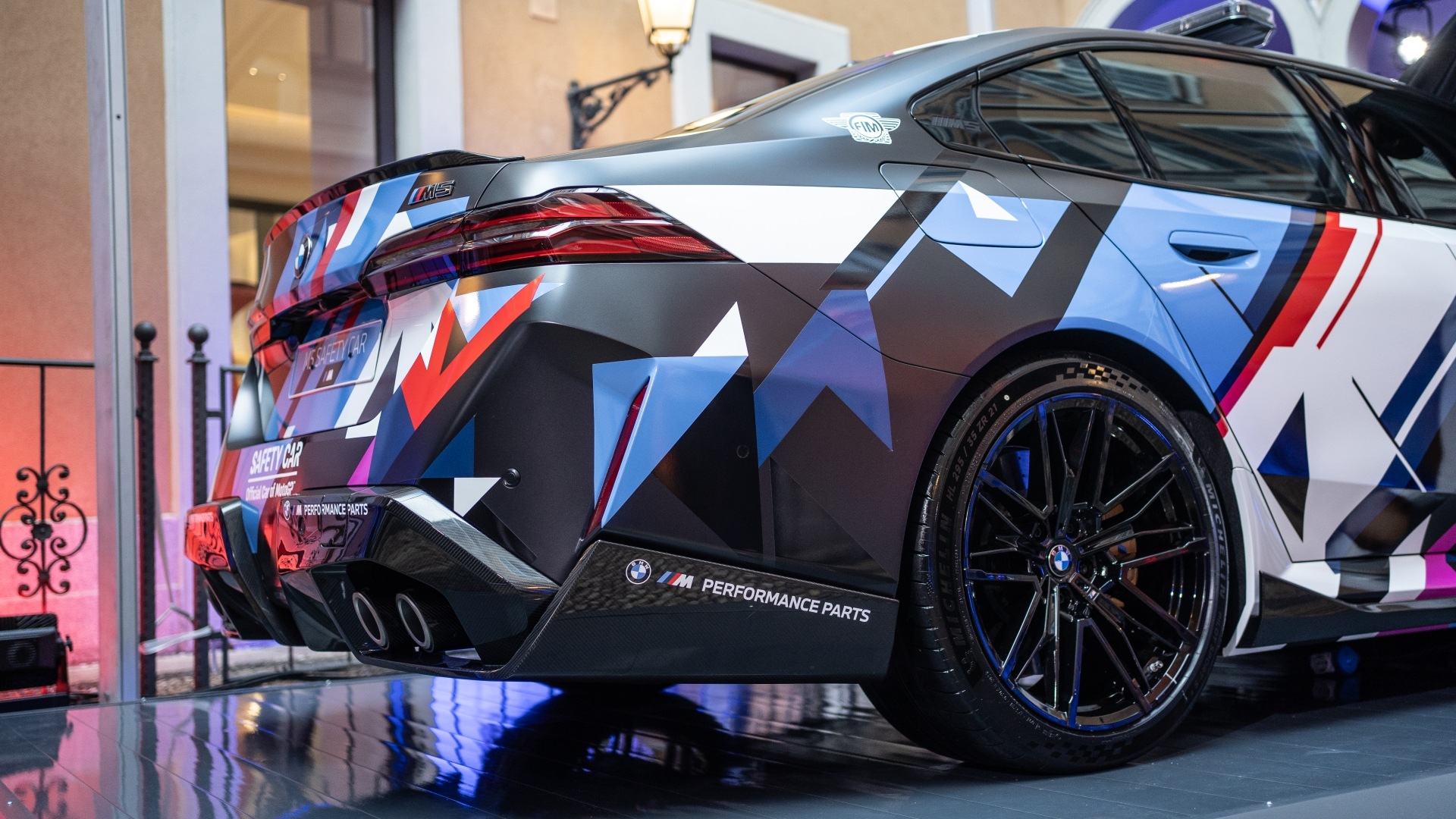 BMW M5 MotoGP™ Safety Car